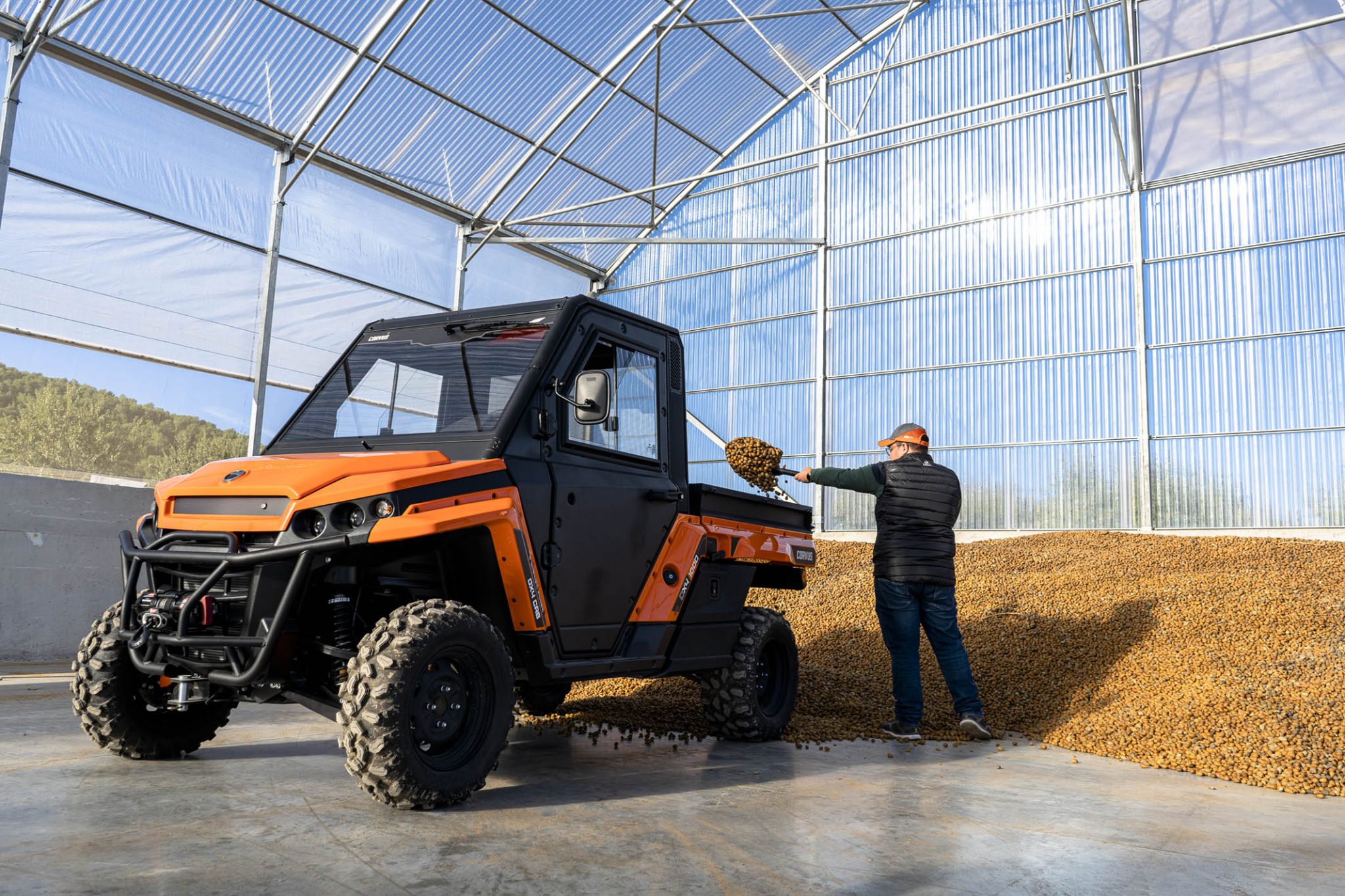 ¿POR QUÉ DEBERÍA COMPRARME UN VEHÍCULO UTV? | CORVUS